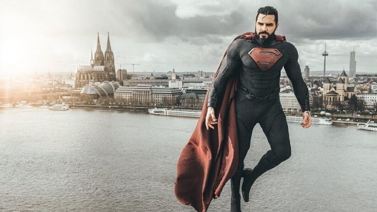 Maul Cosplay wird für Pringles und JvM zu Superman | W&V