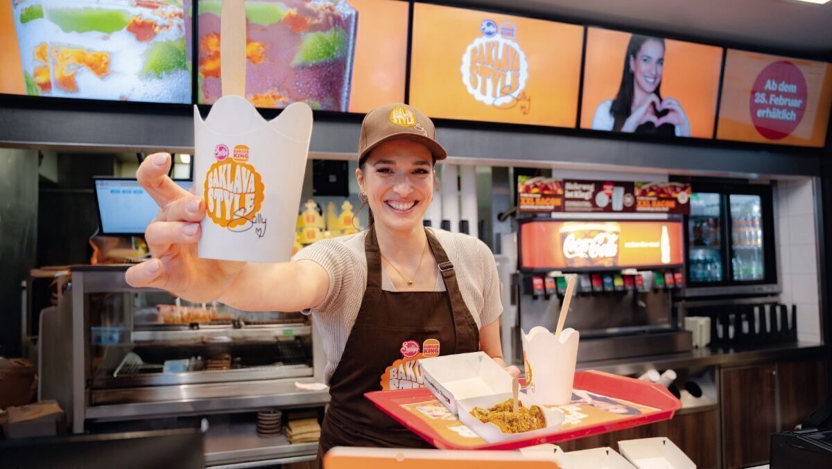 Sally Özcan trifft Burger King: Neue Desserts im Baklava-Style | W&V