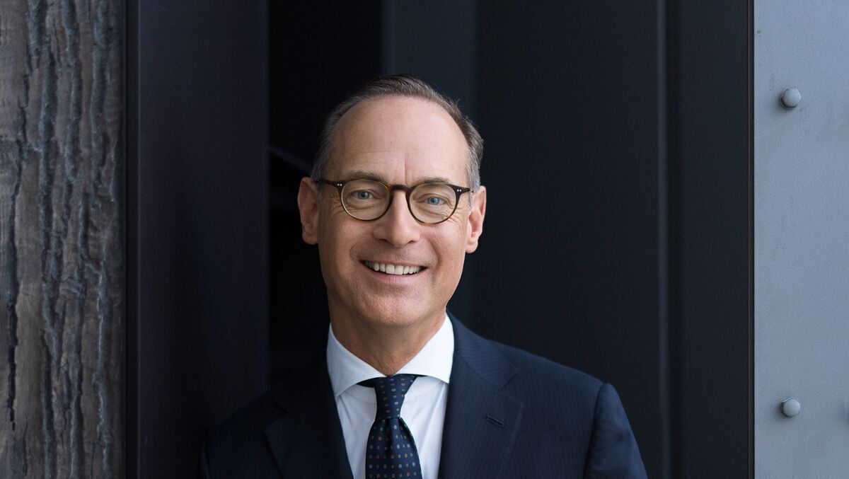 Wieso Allianz-Chef Oliver Bäte die digitalen CEO-Rankings dominiert | W&V