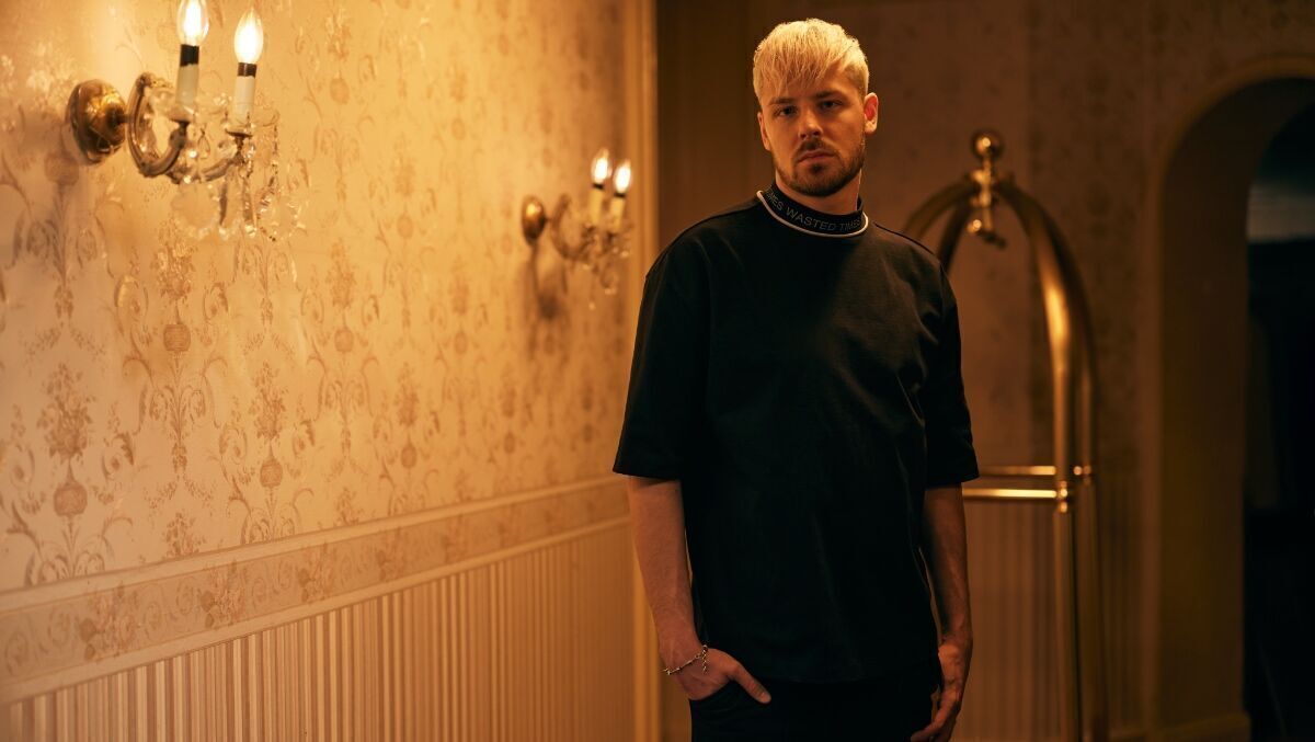 About You launcht Kollektion mit Webvideostar Rewinside | W&V