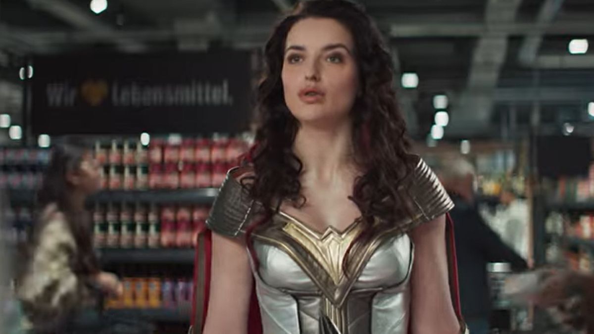 Recruiting: Edeka präsentiert Superheld:innen | W&V