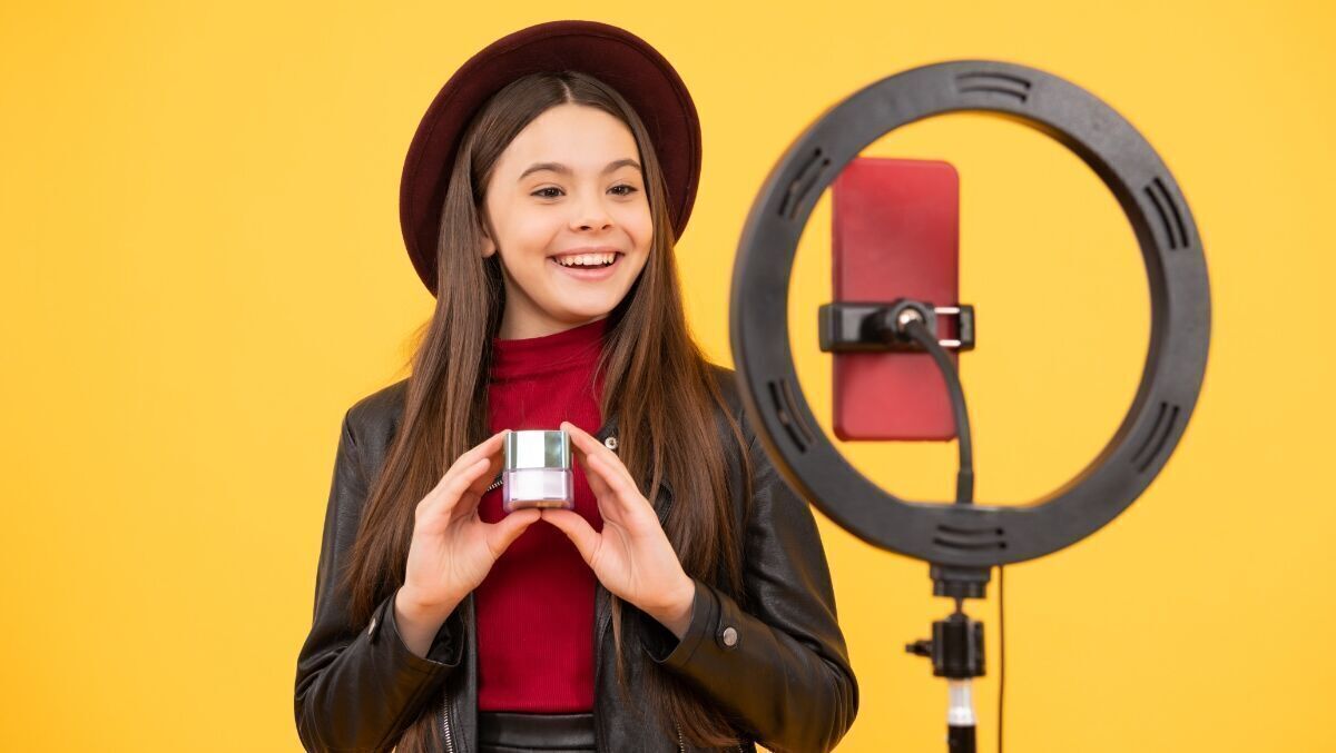Kidfluencer: Wenn Eltern die eigenen Kinder ausnehmen | W&V