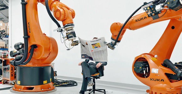 Roboter fotografiert "klugen Kopf" für FAZ-Kampagne | W&V