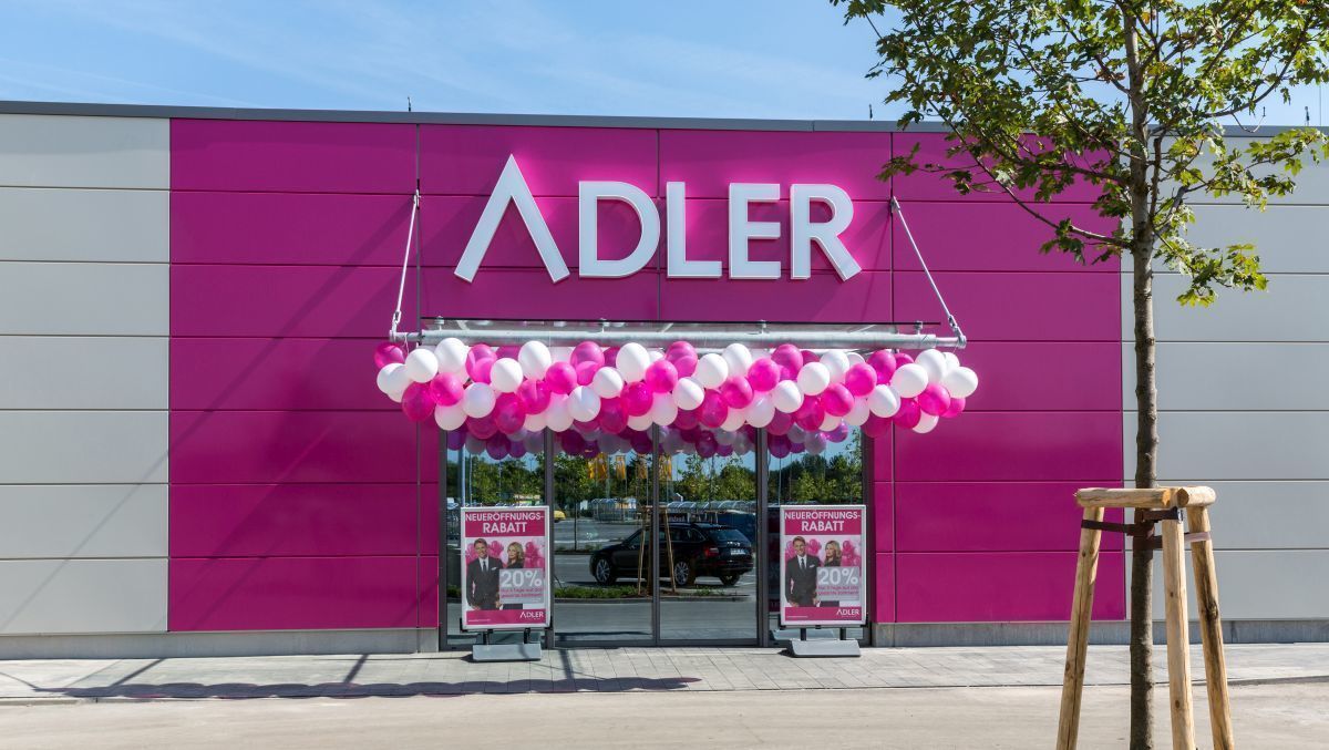Adler plant weitere Eigenmarken | W&V