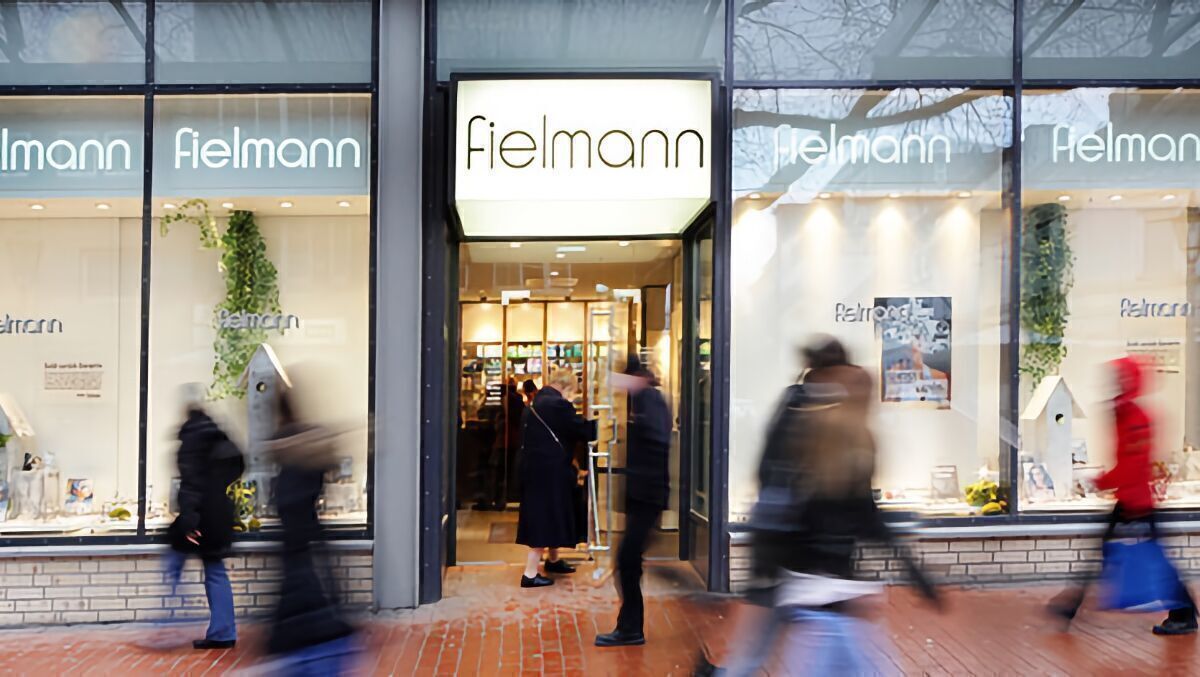 Fielmann setzt mehr um und investiert in Filialen | W&V