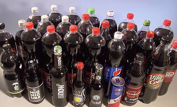 Stiftung Warentest: Nur vier Cola-Sorten erhalten Note "Gut" | W&V