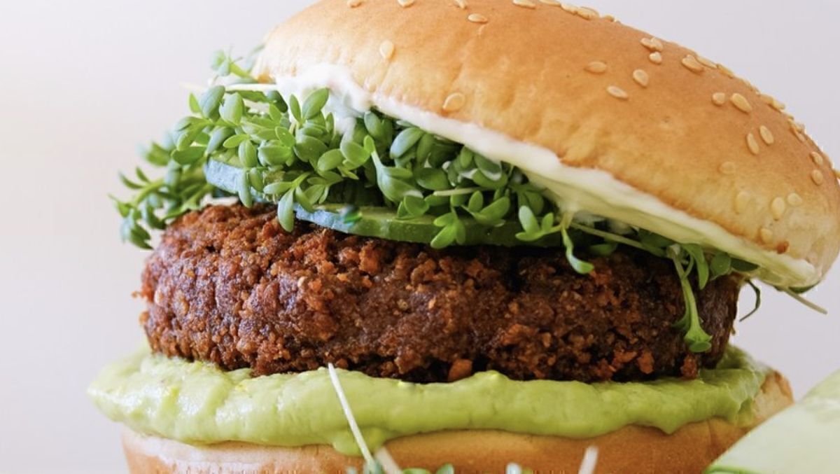 Lockdown-Burger aus der Tüte – ein Selbstversuch | W&V